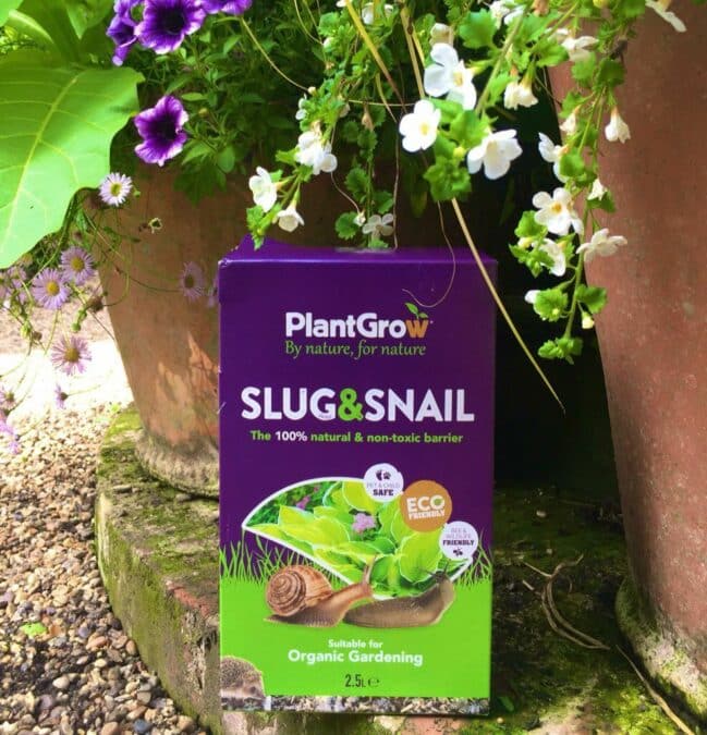 PlantGrow Natural Slug & Snail Barrier - PlantGrow